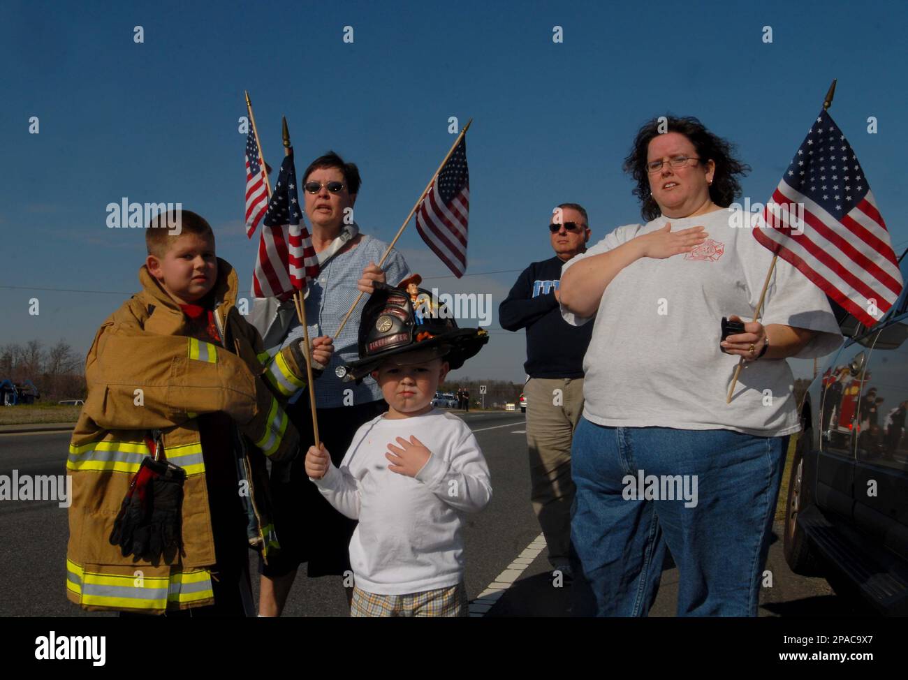 From left, Tyler Cobb 8, Marilyn Lineberger, Justin Cobb 3, Tom ...