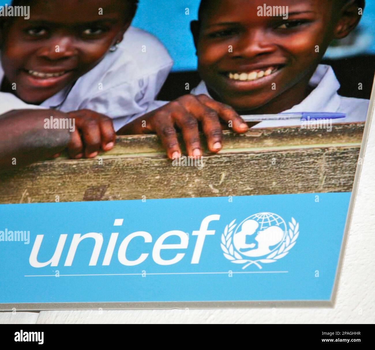 Das Logo und der Schriftzug der Hilfsorganisation UNICEF ist am ...