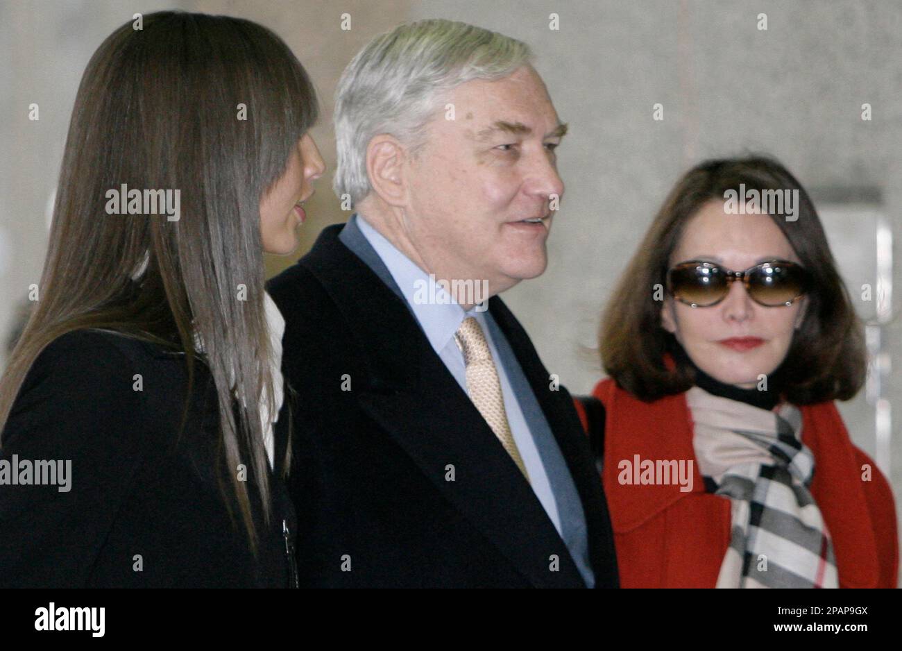 Convicted newspaper baron Conrad Black leaves the federal building in ...