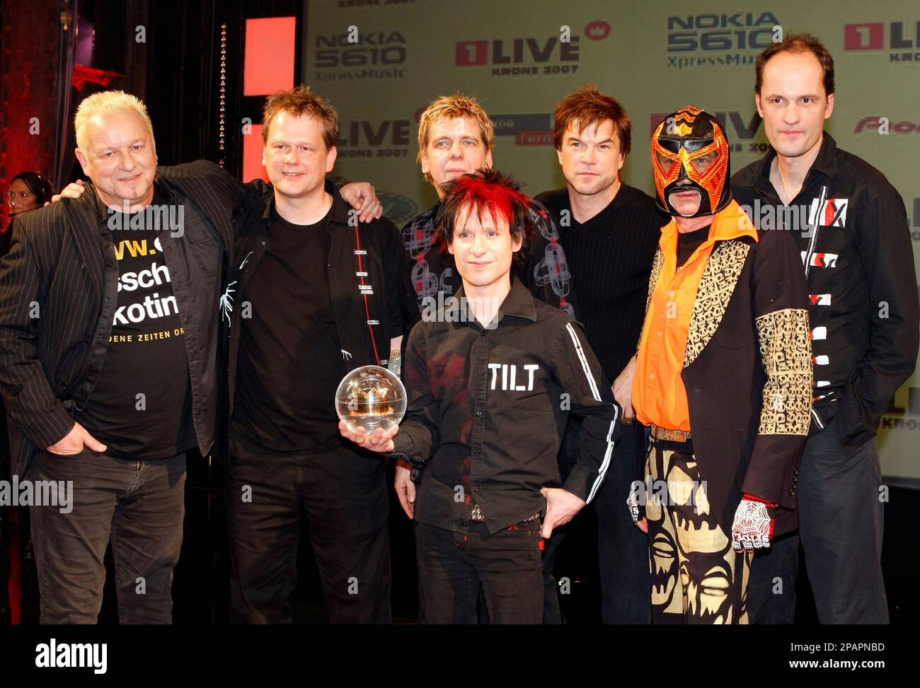 Die deutsche Punkband "Die Toten Hosen" bekommen den Preis fuer ihr ...