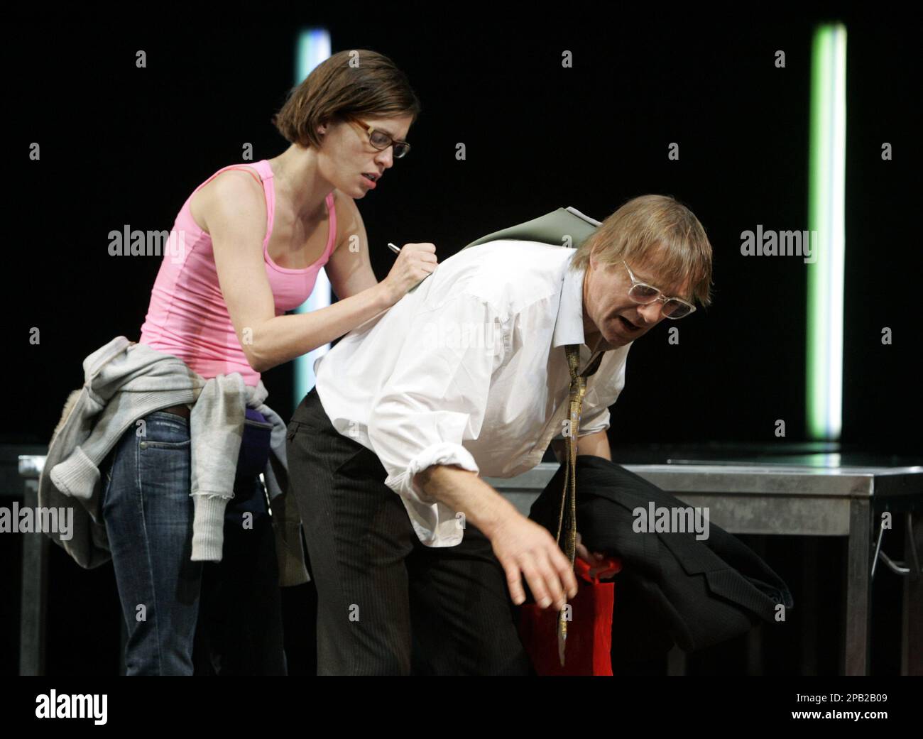 Melanie Kretschmann in der Rolle der Jeanne und Markus Hering als ...