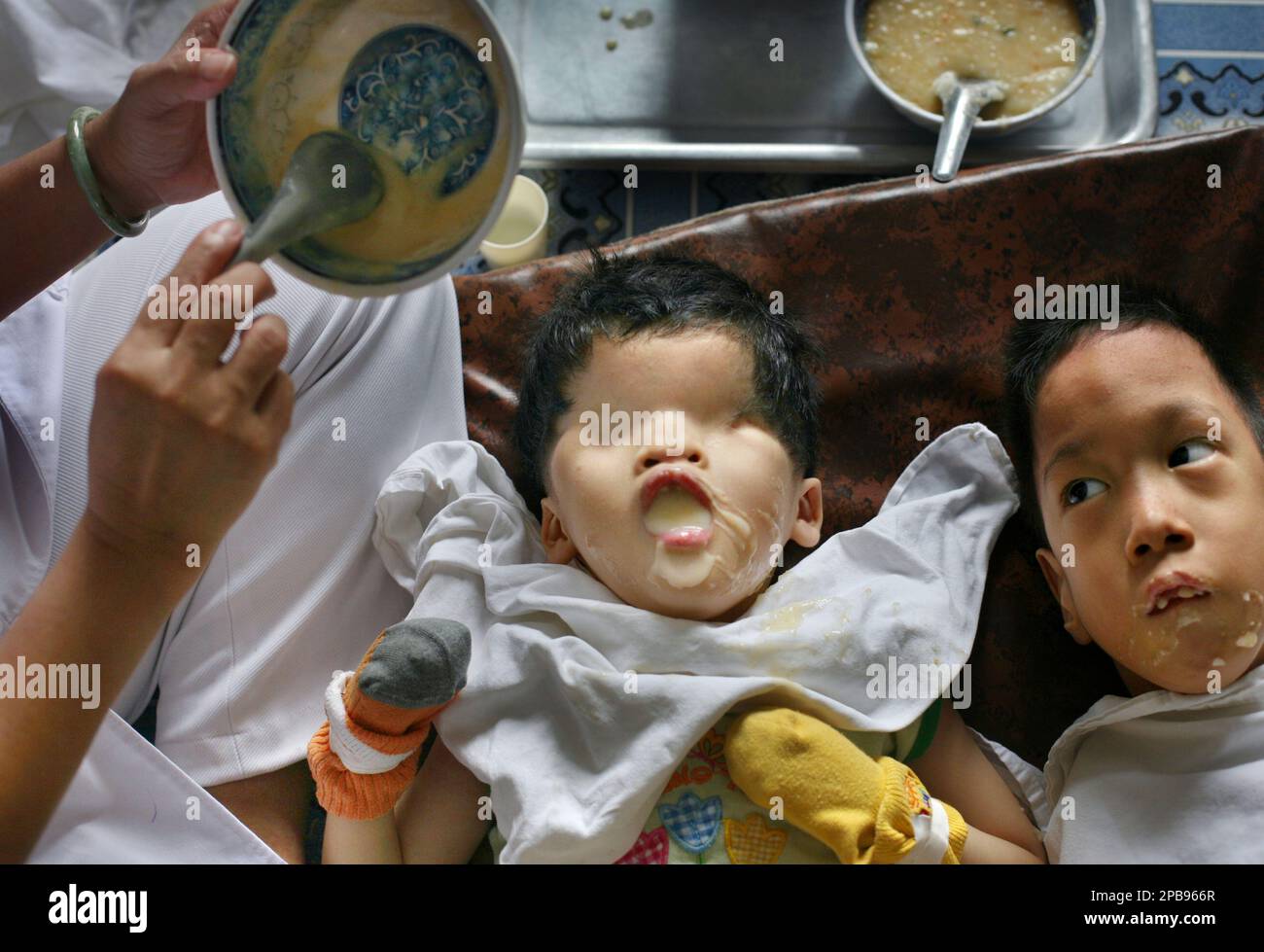 ** ONE IN A SERIES OF 15 PHOTOS BY AP PHOTOGRAPHER DAVID GUTTENFELDER ...