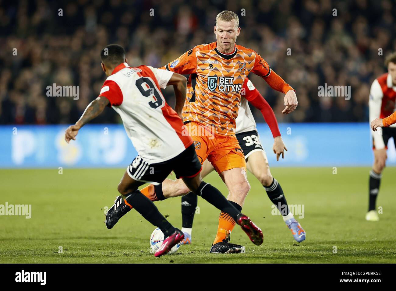 ROTTERDAM - (l-r) Danilo Pereira da Silva von Feyenoord, Henk Veerman vom FC Volendam während ...
