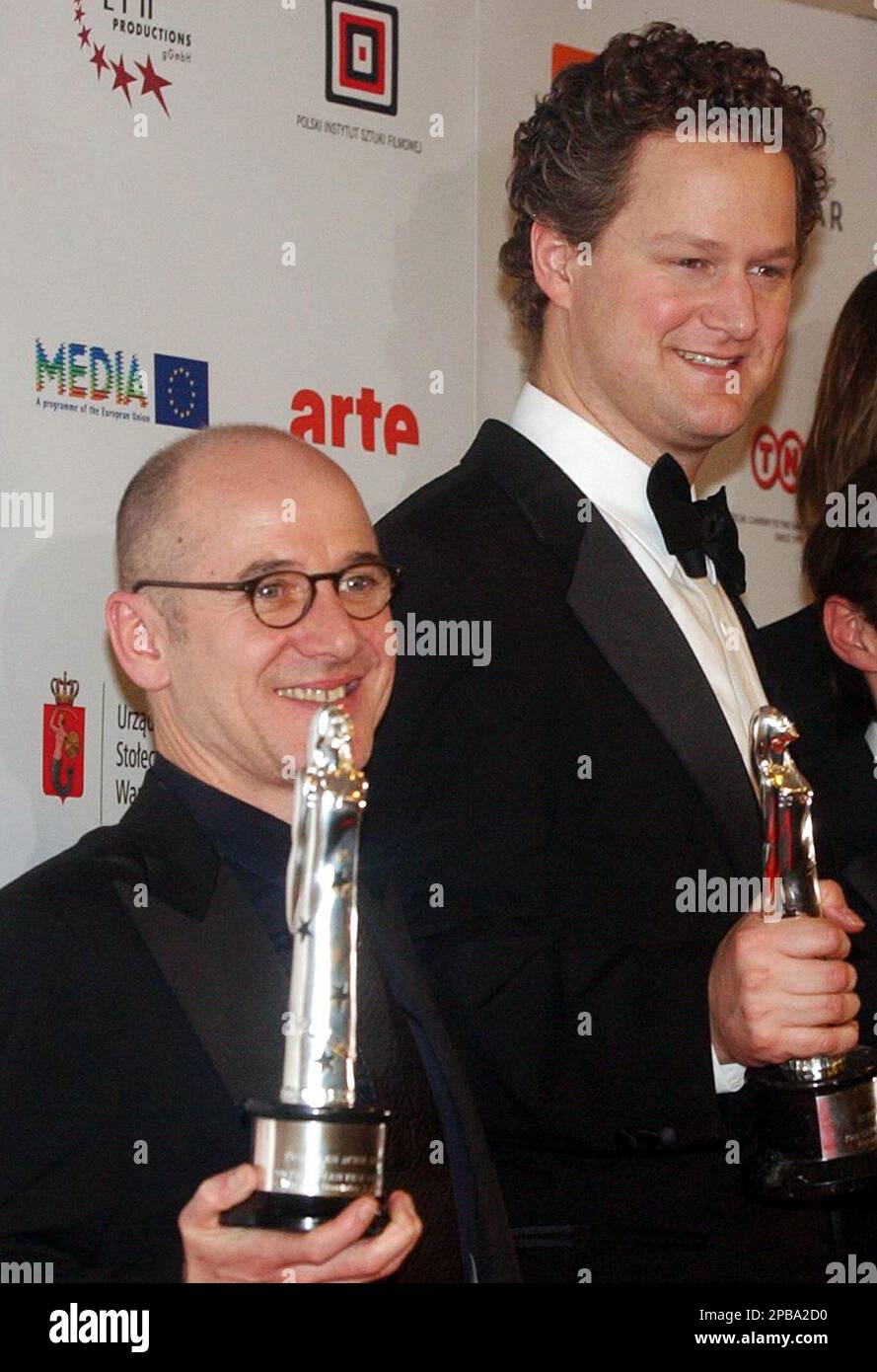 ** ARCHIV ** Schauspieler Ulrich Muehe, links, und Regisseur Florian ...