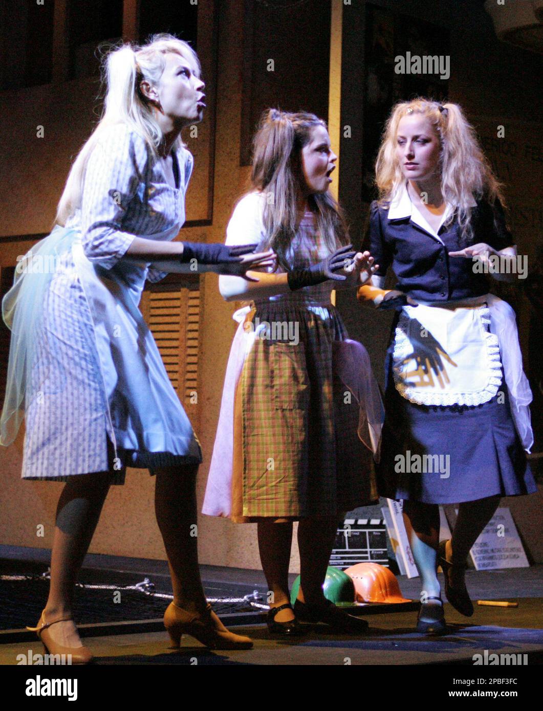 Kylie Pointer als Maria, Marelize Gerber als Lucia und Julia Lassnig ...