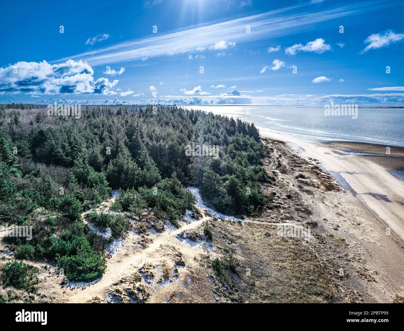 Wadden Sea Coast in der Bucht von Ho mit dem sogenannten gelben Berg ...