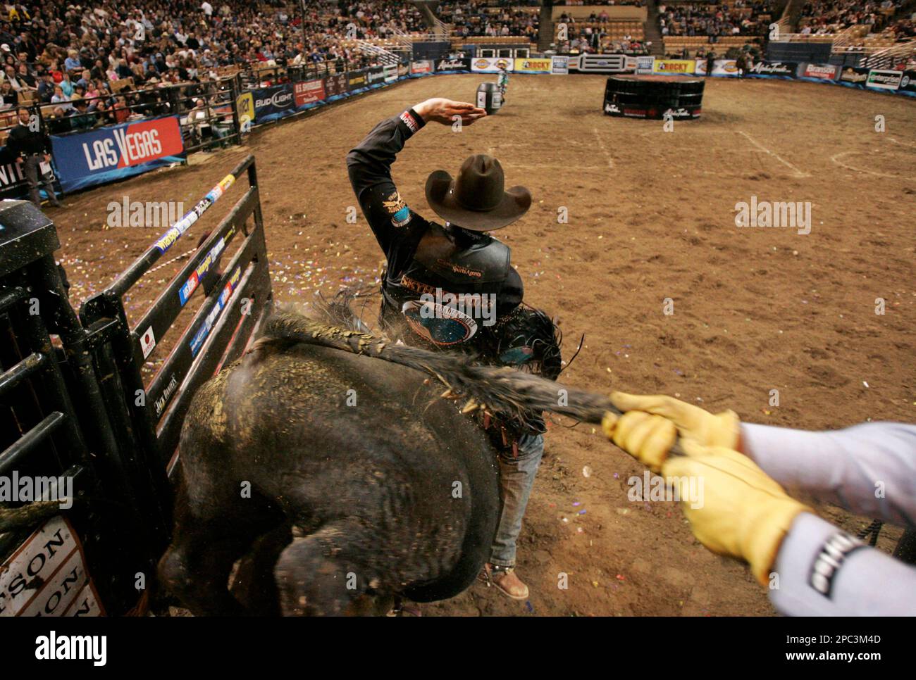 ** ONE IN A SERIES OF NINE PHOTOS BY AP PHOTOGRAPHER STEVEN SENNE ...