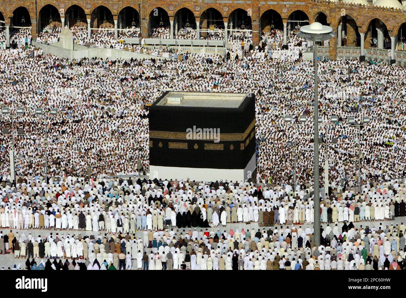 Tens of thousands of Muslim pilgrims performing the Hajj attend the ...