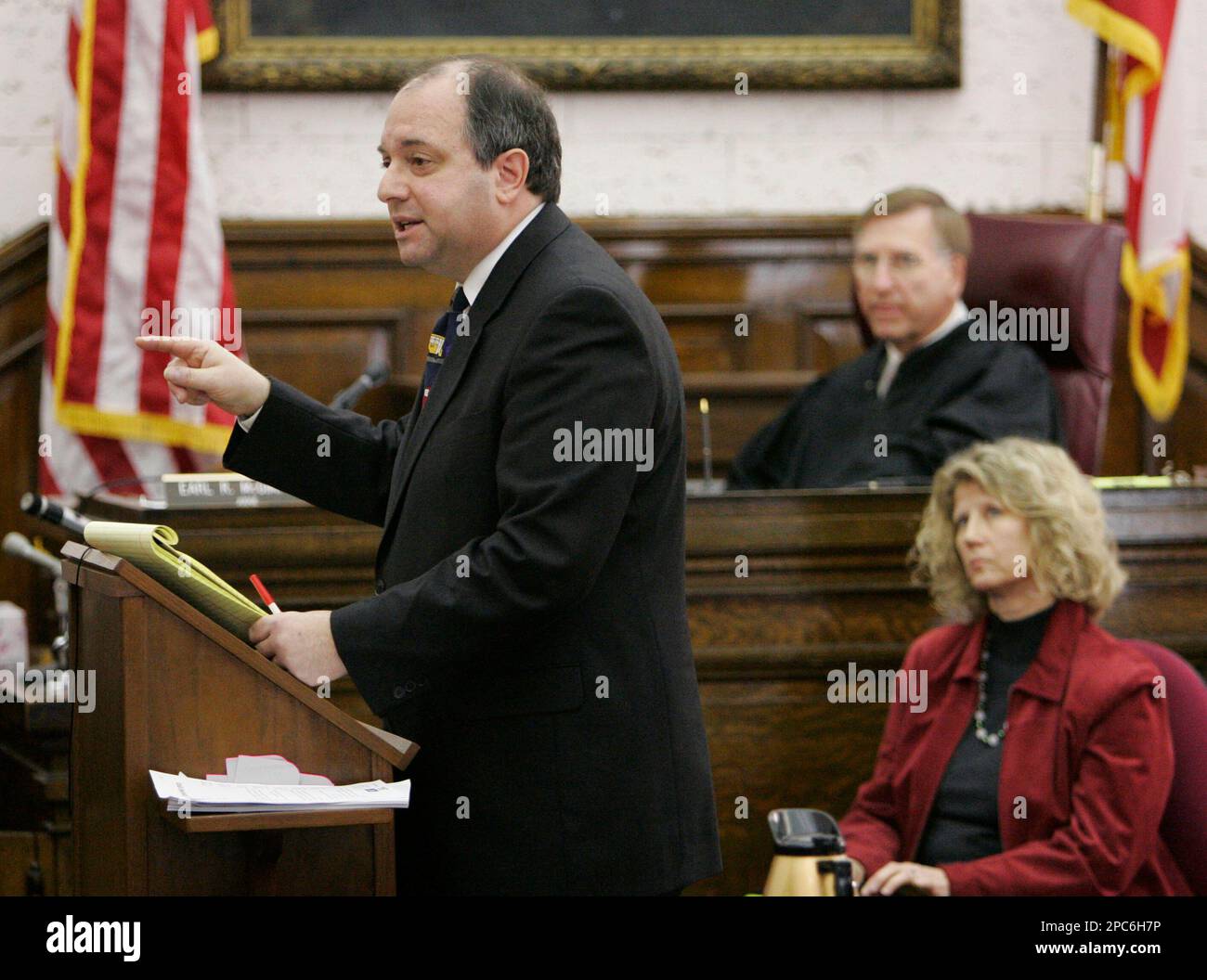 Defense attorney Ken Myers, left, addresses the jury during closing ...