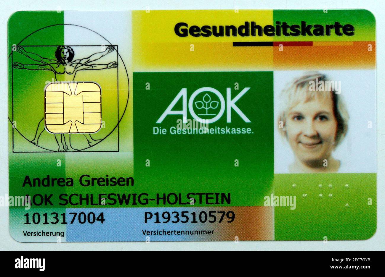 Die neue elektronische Gesundheitskarte der AOK bei der Vorstellung am ...