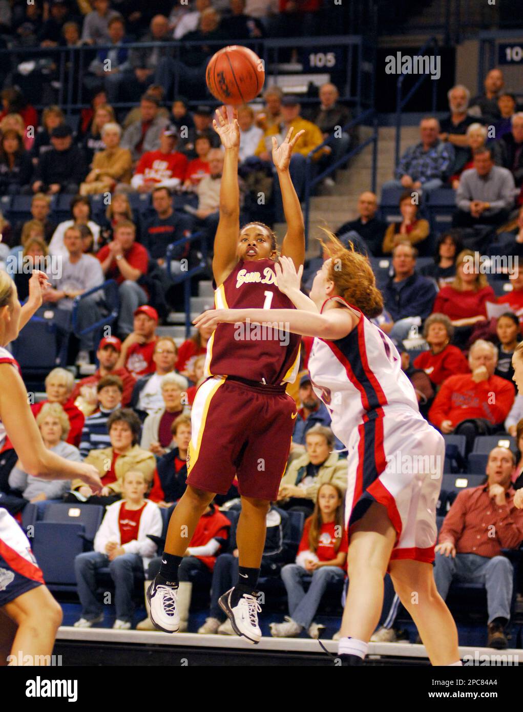 Arizona State's Dymond Simon (1) makes a jump shot over Gonzaga's Maria ...