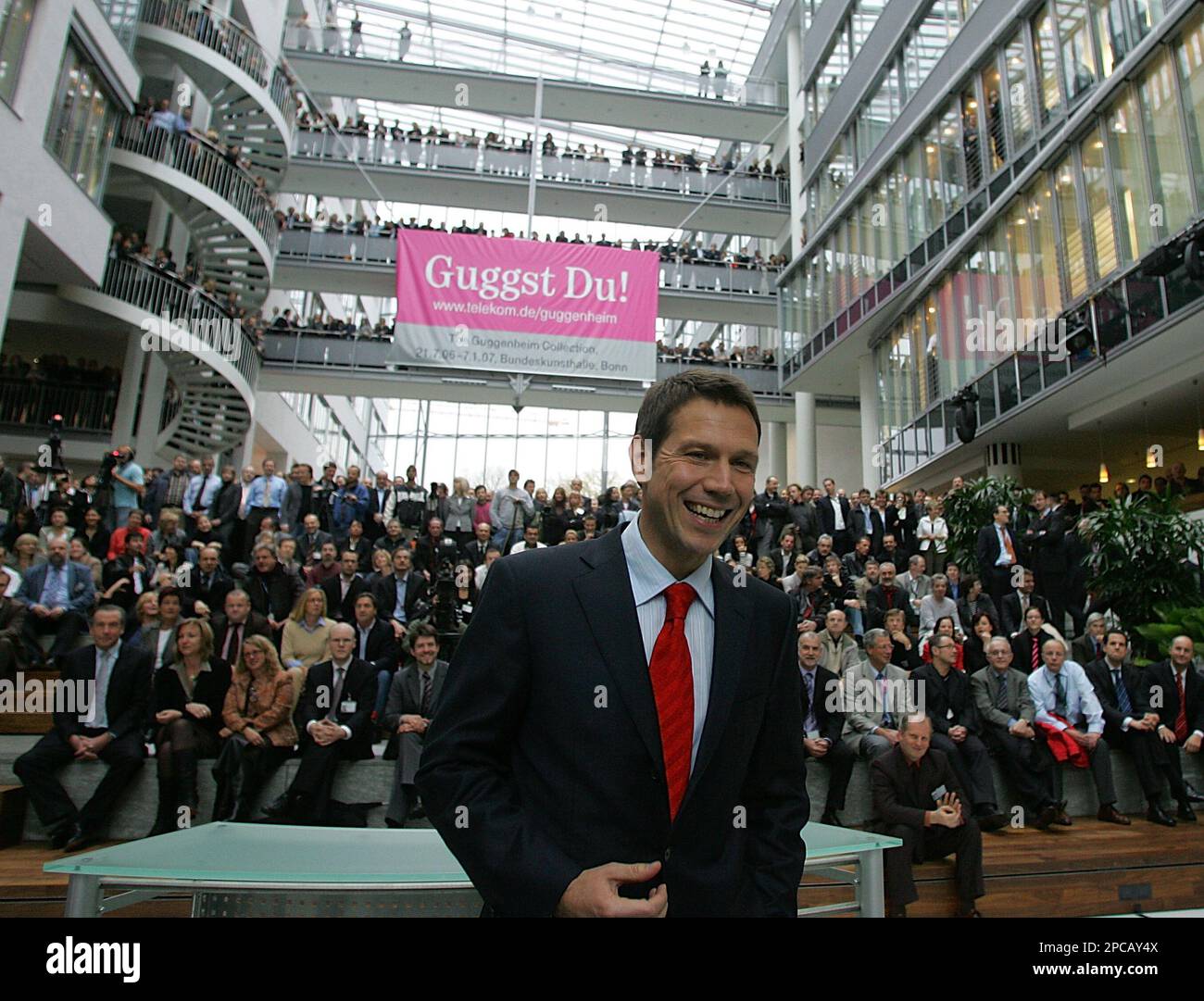 Der neue Vorstandsvorsitzende der Telekom AG Rene Obermann spricht am ...