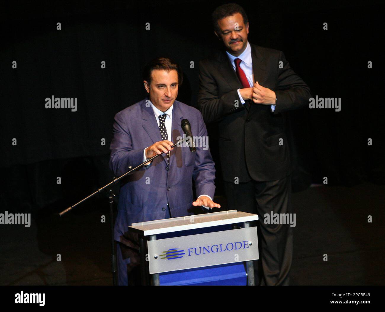 Actor and director Andy Garcia,left, who is of Cuban descent, speaks ...