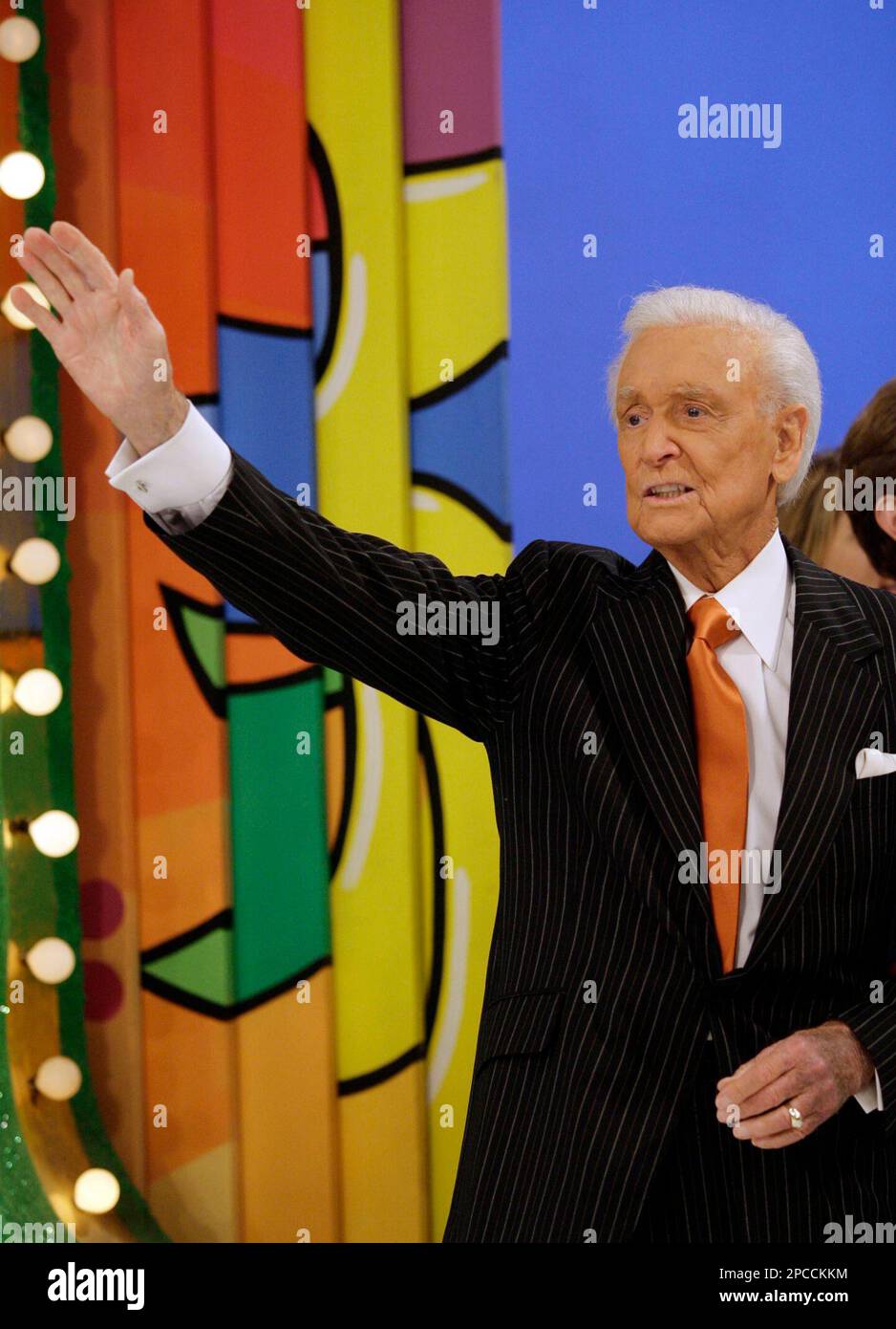 Television game show host Bob Barker waves to the audience during live ...