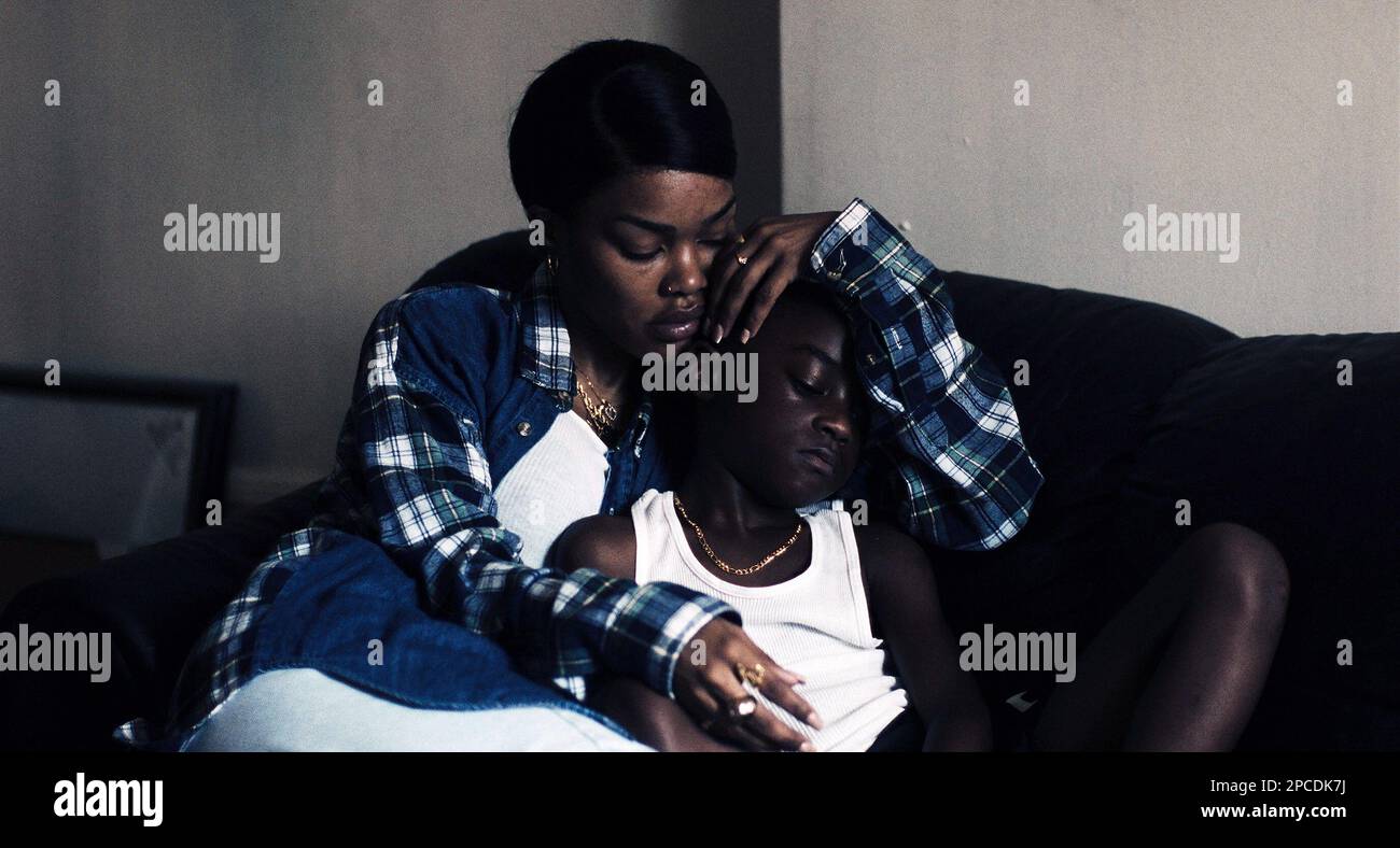 EINTAUSEND, von links: Teyana Taylor, Aaron Kingsley Adetola, 2023 ...