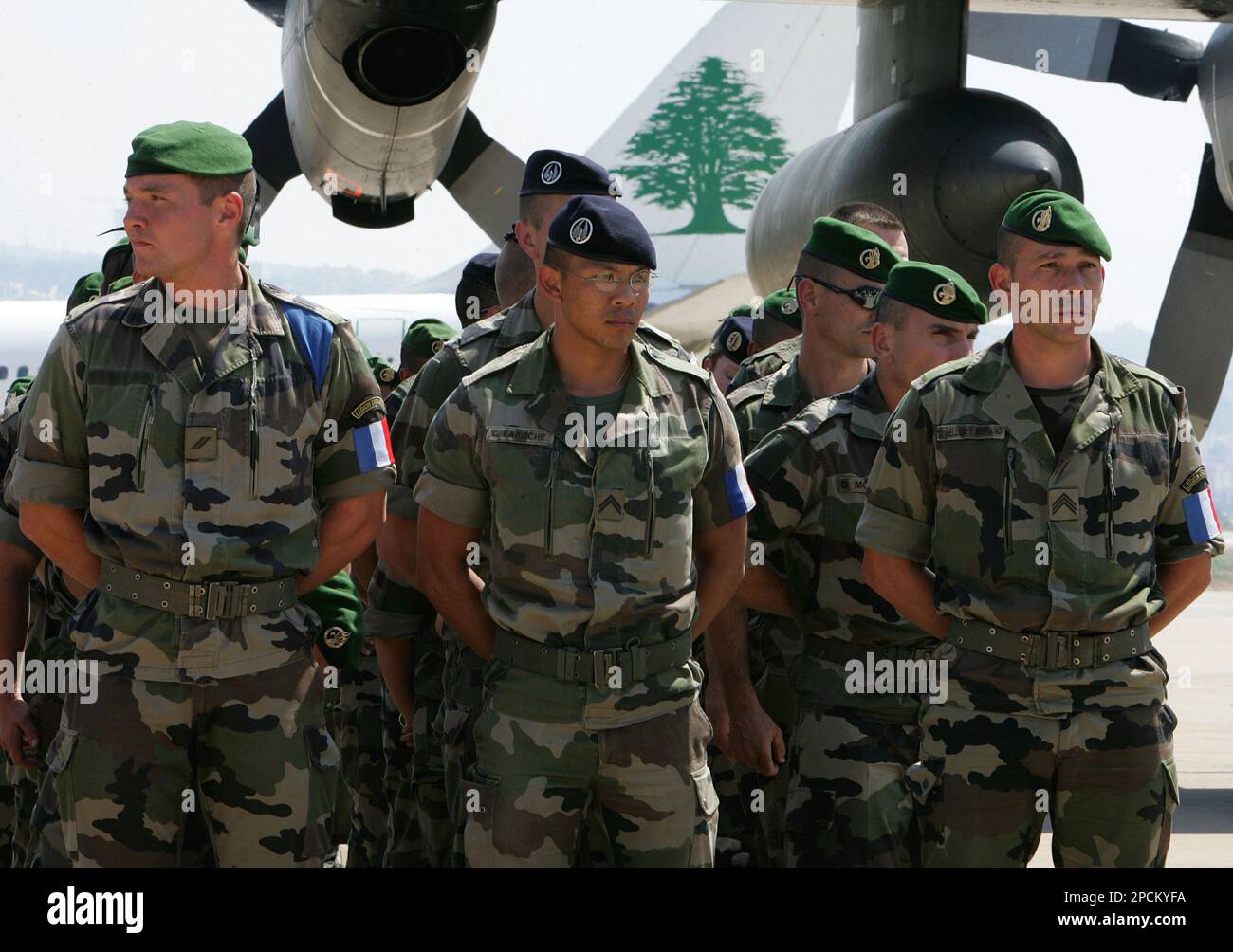 French soldiers from the Second Regiment of the Legion of Jenie, wait ...