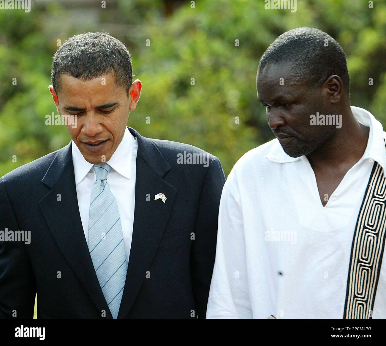 Sen Barack Obama Left The Only African American In The U S Senate