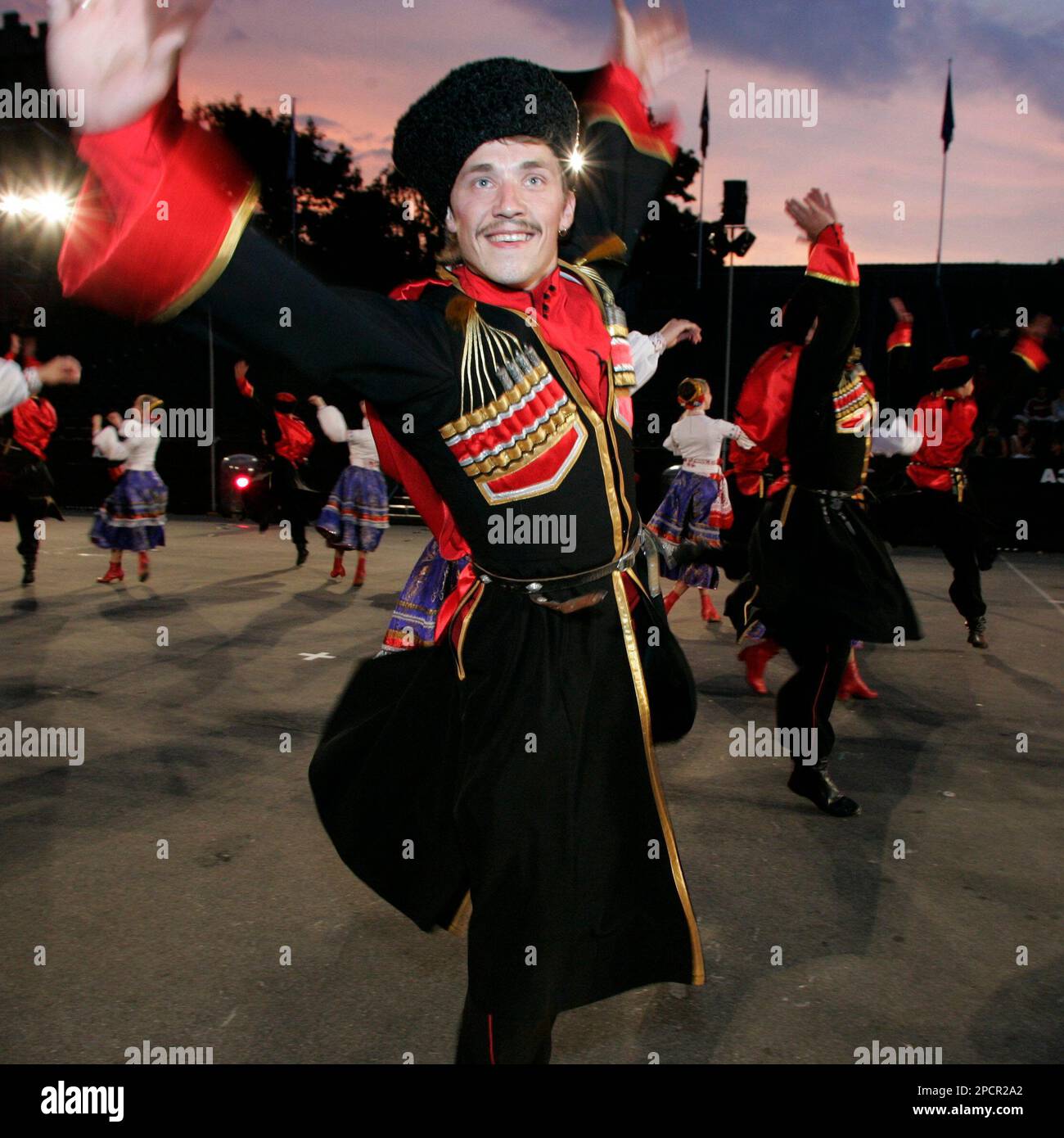 Die Russian Cossack State Dance Company tanzt am Basel Tattoo ...