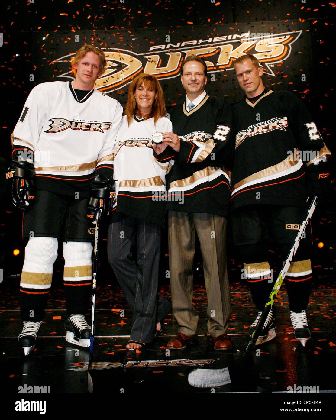 Anaheim Ducks players Corey Perry, left, and Todd Marchant, right ...