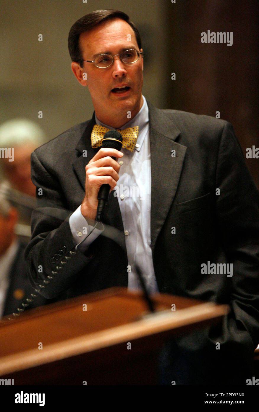 Sen. David Fowler, R-Signal Mountain, argues for an amendment that ...