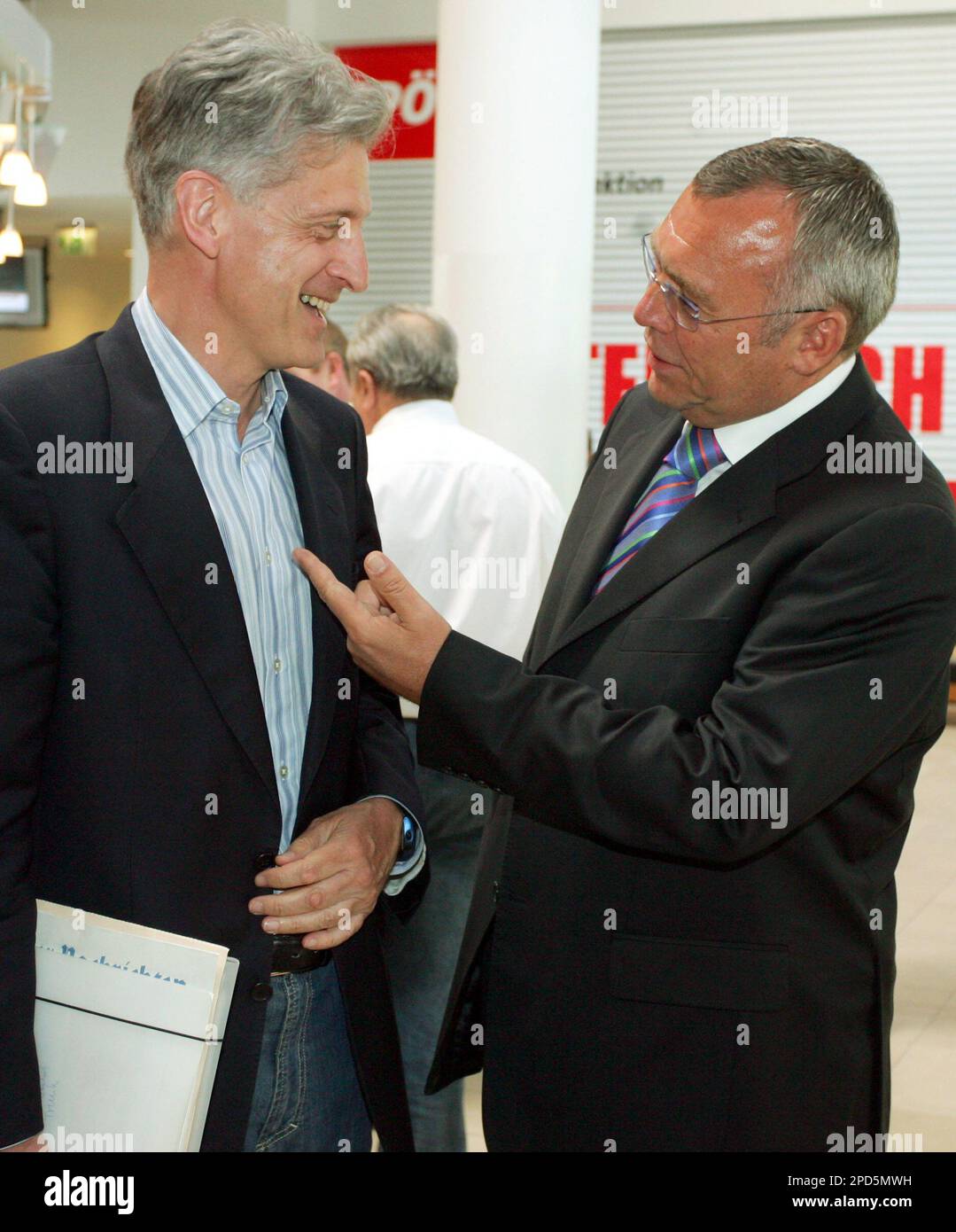 Der geschaeftsfuehrende Klubobmann Josef Cap und SPOE-Vorsitzender ...