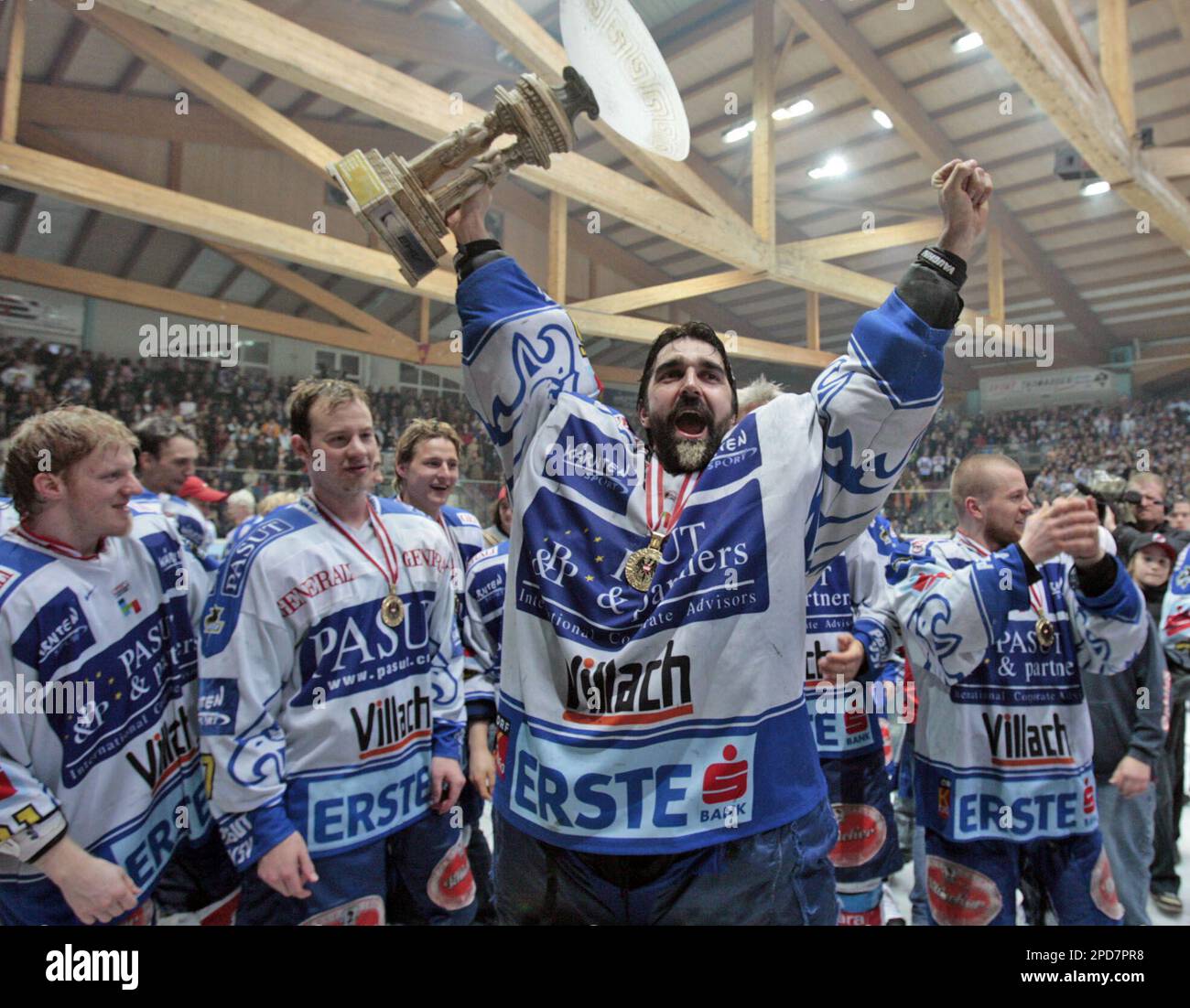 Der VSV besiegte im 6. Finalspiel in der Villacher Stadthalle die ...
