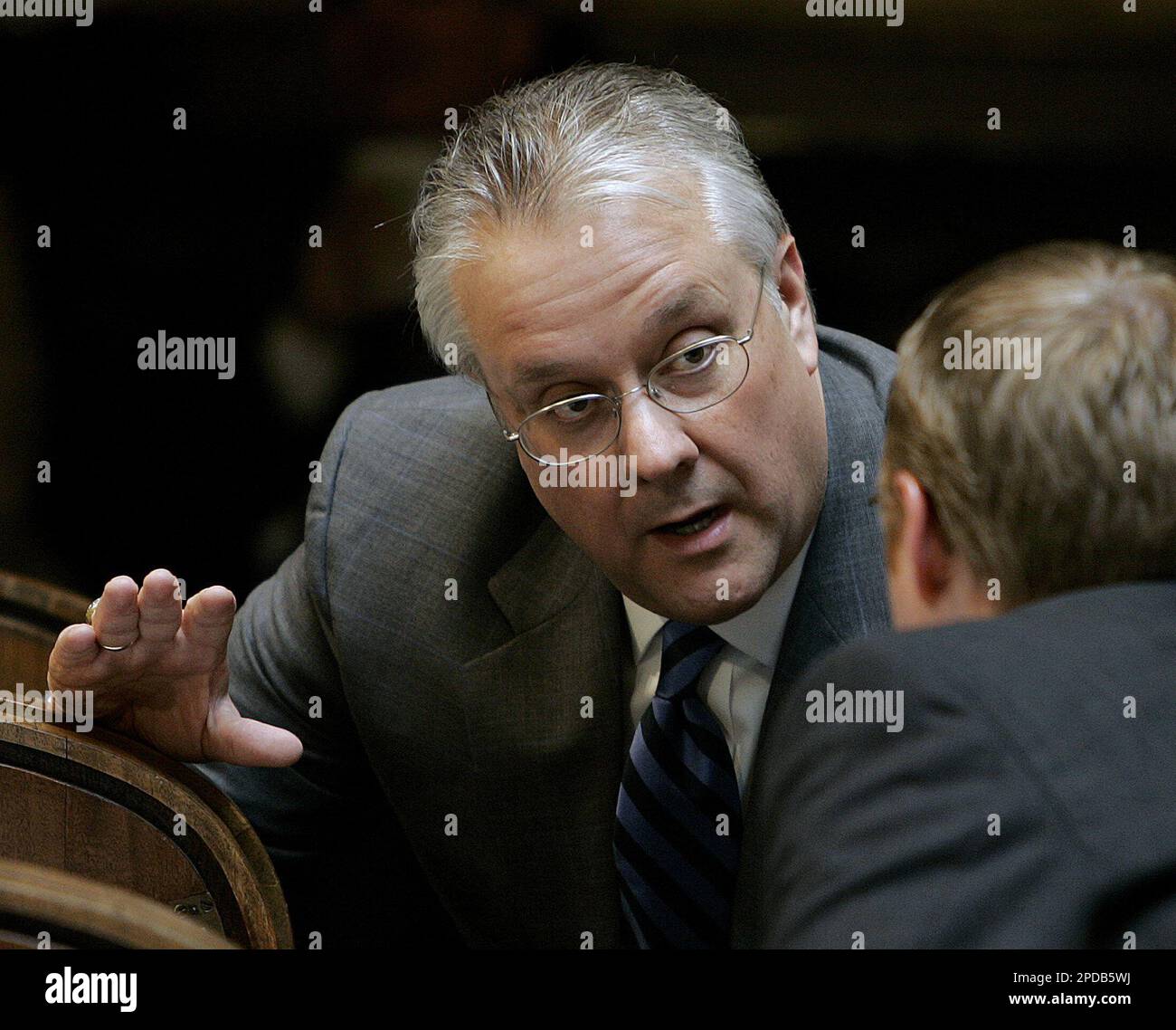 Republican Sens. David Williams of Burkesville, left, and Damon Thayer ...