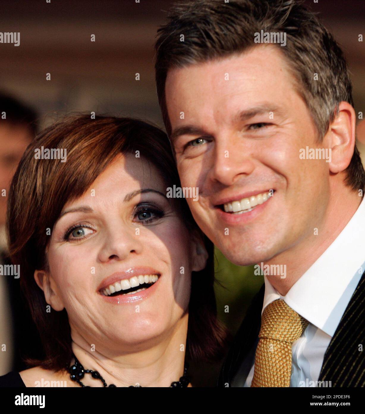 Moderatorin Birgit Schrowange und Markus Lanz bei der Verleihung des ...