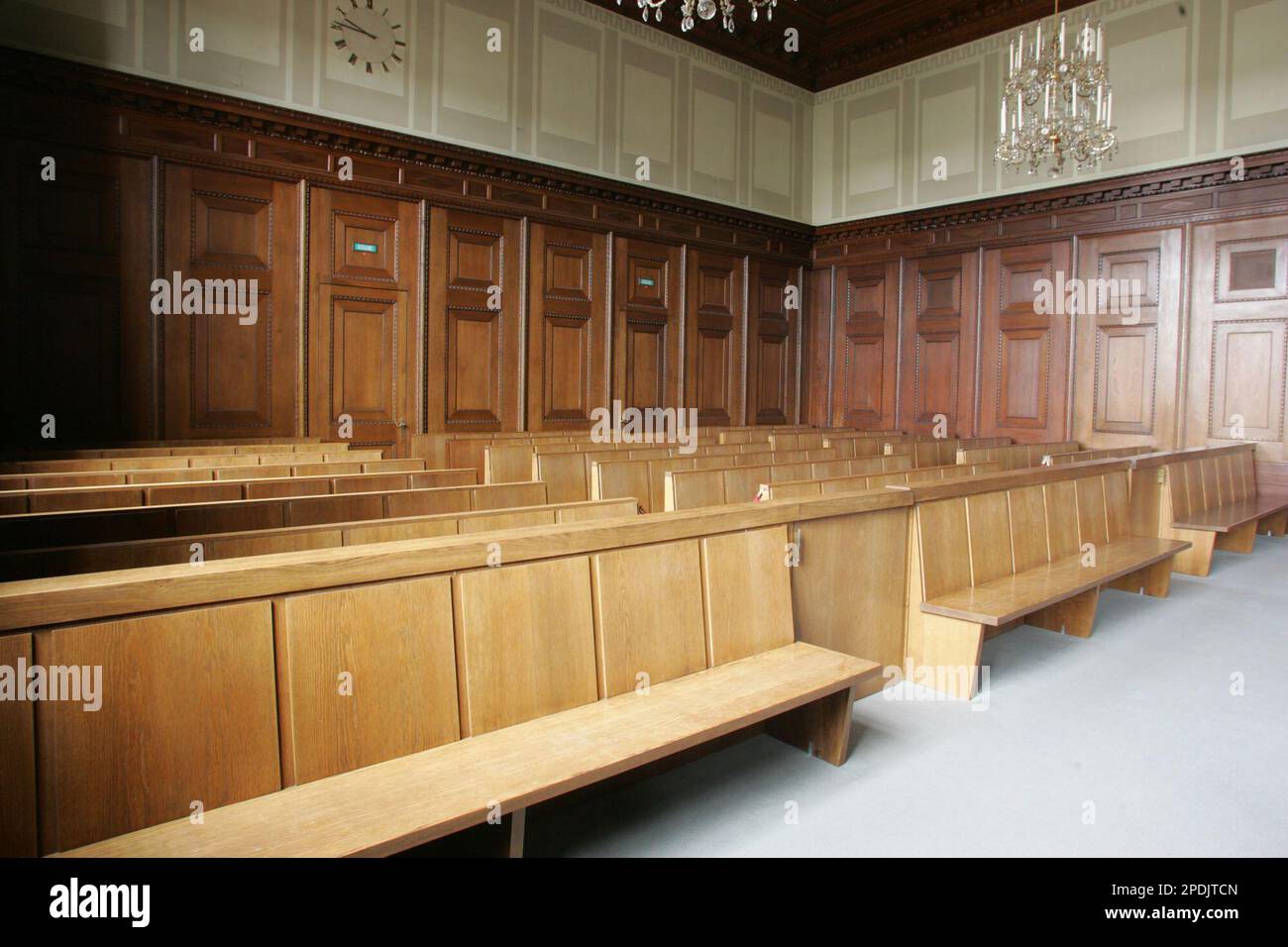 ** ADVANCE FOR SATURDAY NOV. 19 ** The empty Courtroom 600 at the ...