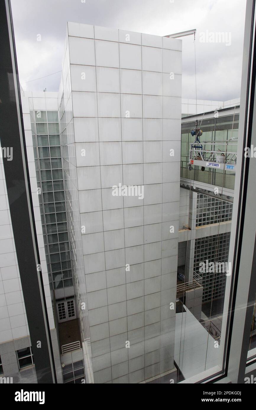 A portion of the new Renzo Piano expansion of the High Museum of Art is ...