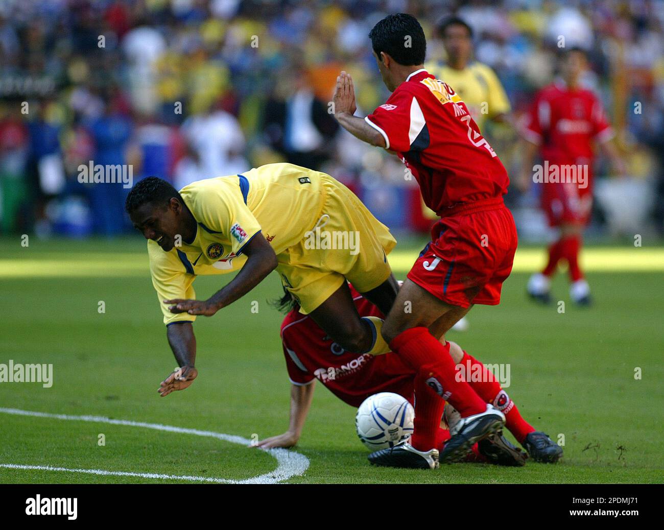 America's soccer player kleber Boas, left, from Brazil is fouled by ...