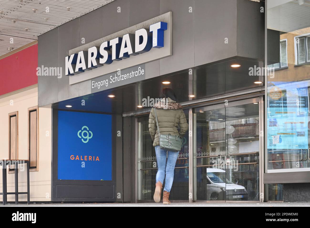 München, Deutschland. 15. März 2023. Freier Schnitt in der Galeria ...