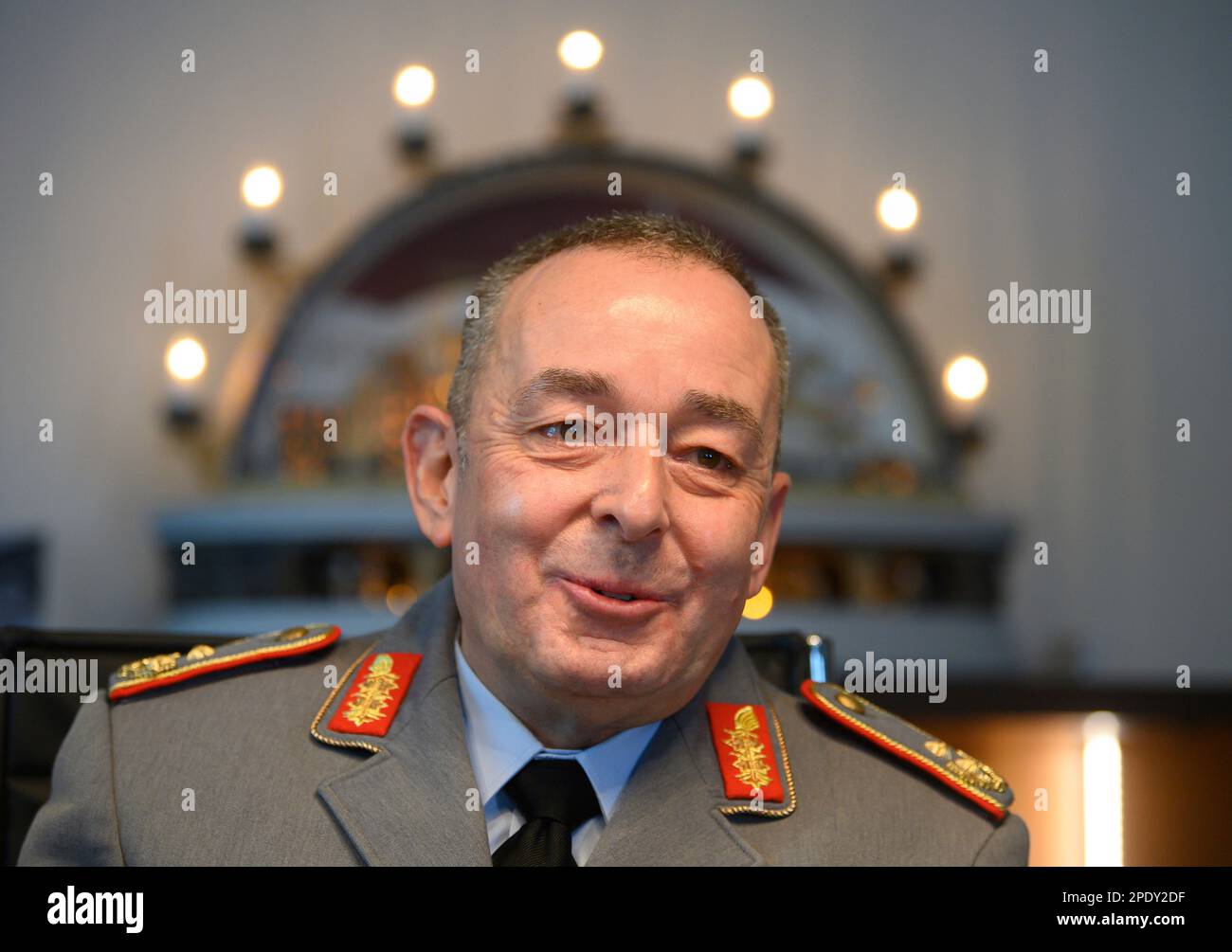 FILE -- Carsten Breuer, Major General of the German Armed Forces ...