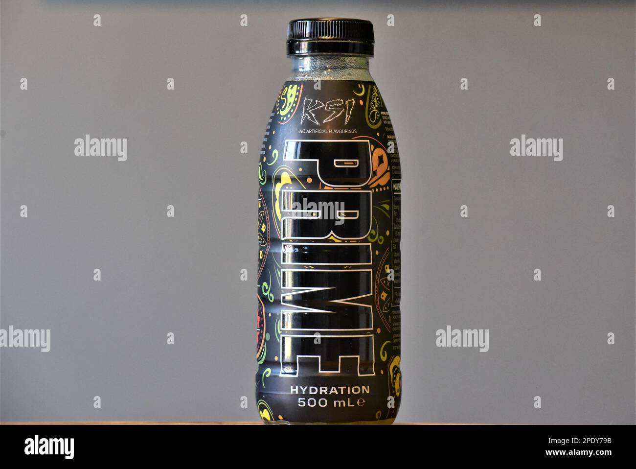 PRIME Hydration Drink, wie abgebildet, sind die neun ...