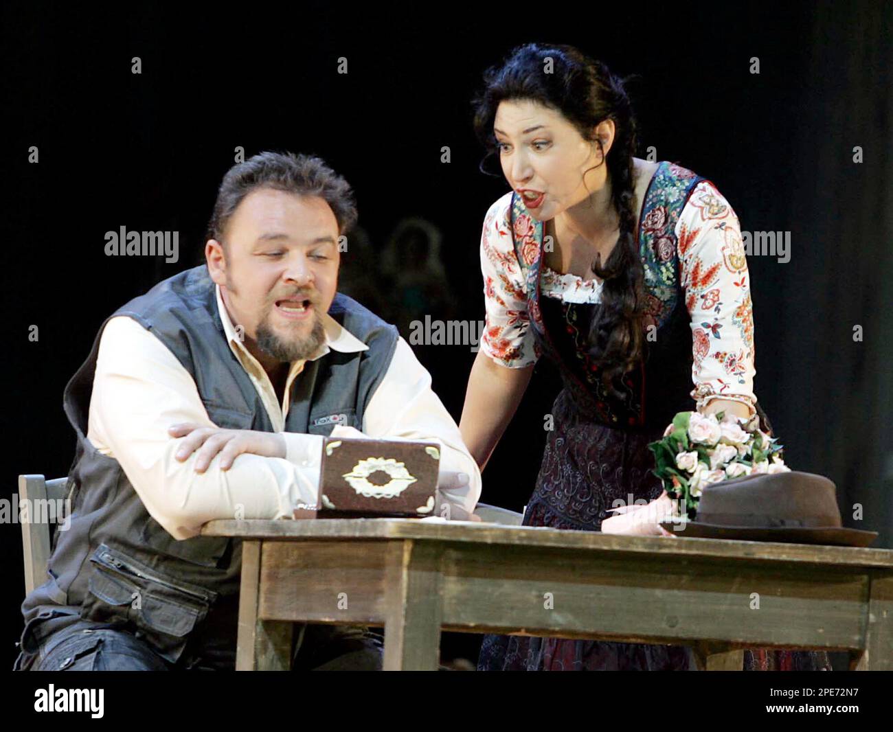 Michael Koenig in der Rolle des Hans und Kristiane Kaiser als Marie ...