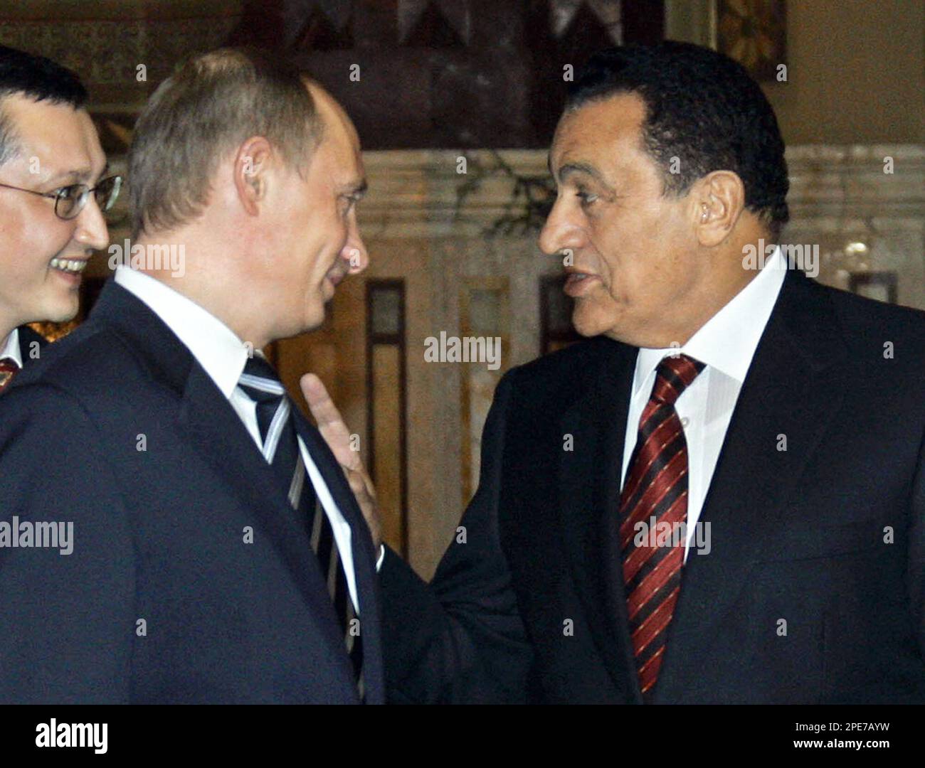 Egyptian President Hosni Mubarak, right, meets with his Russian ...