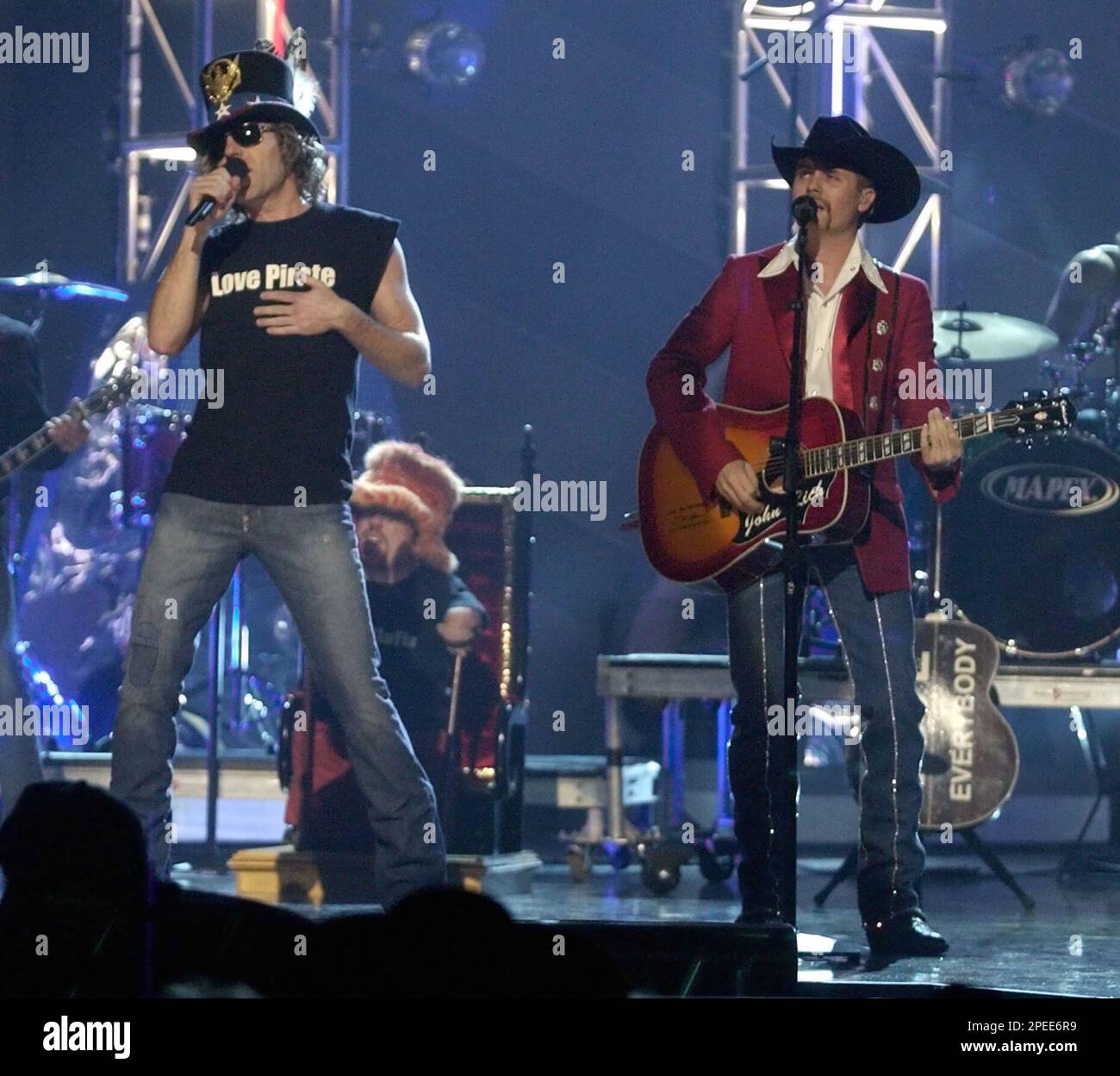 Big Kenny Alphin, left, and John Rich, who make up the duo Big & Rich ...