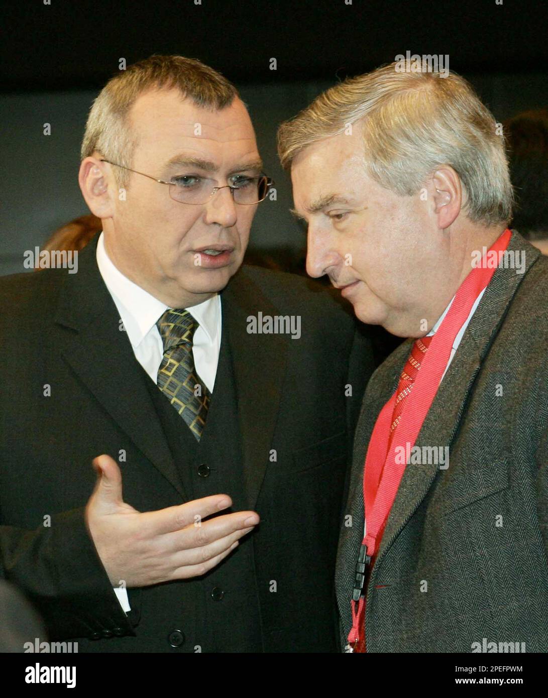 SPOE-Vorsitzender Alfred Gusenbauer und OEGB-Praesident Fritz ...