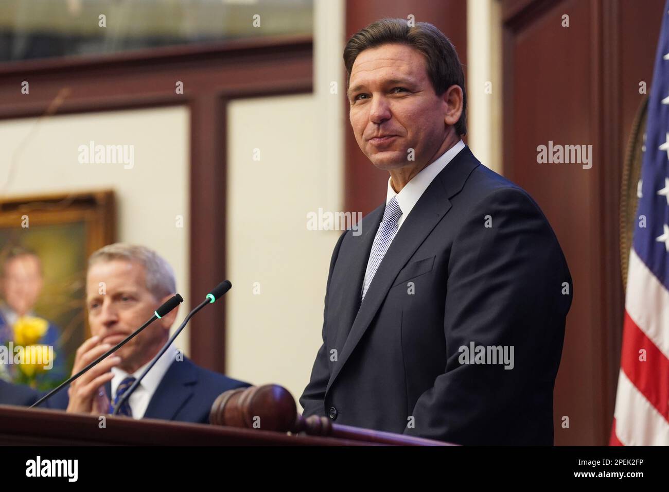 Florida Governor Ron DeSantis auf Floridas State of the State Address ...
