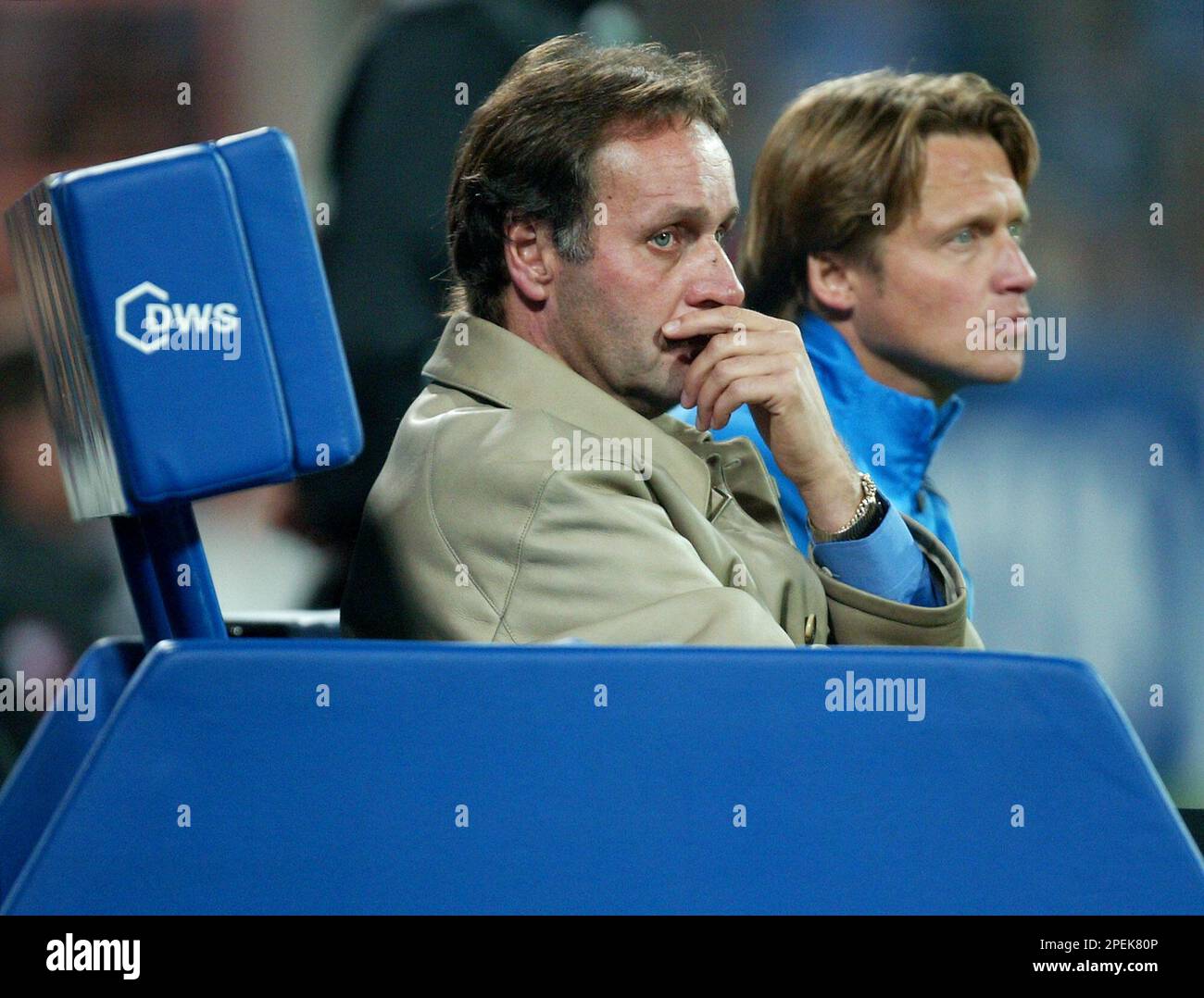 ** SPERRVERMERK: DIE PUBLIKATION UND WEITERVERWERTUNG DIESES BILDES IN ...