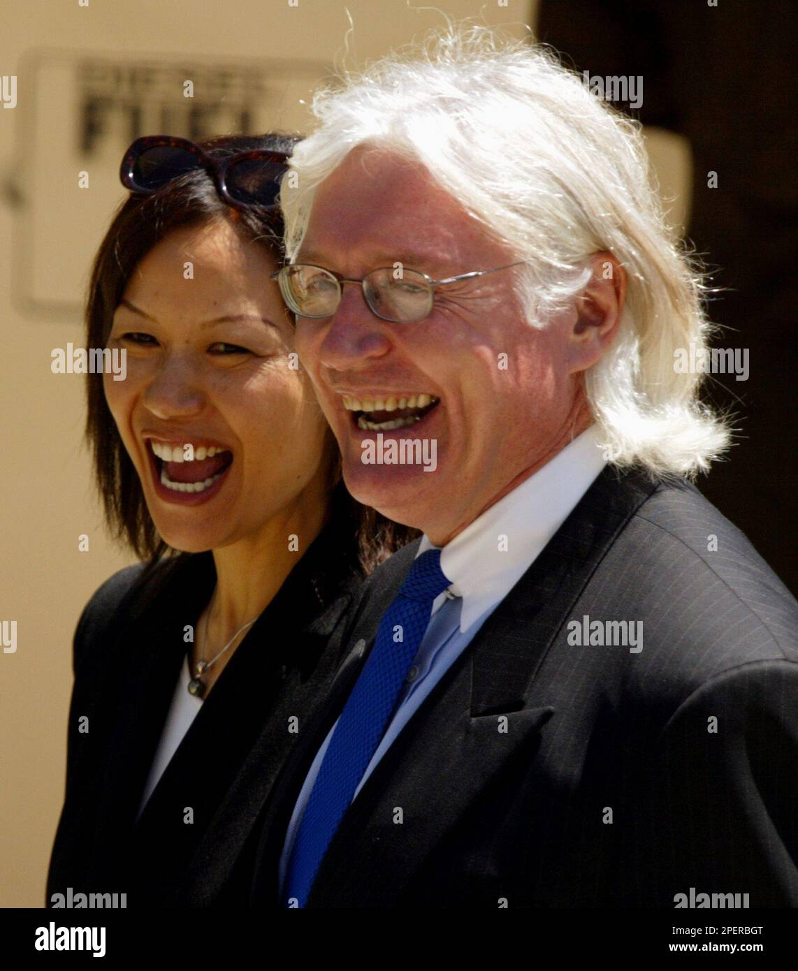 Michael Jackson defense attorneys Thomas Mesereau Jr., right, and Susan ...