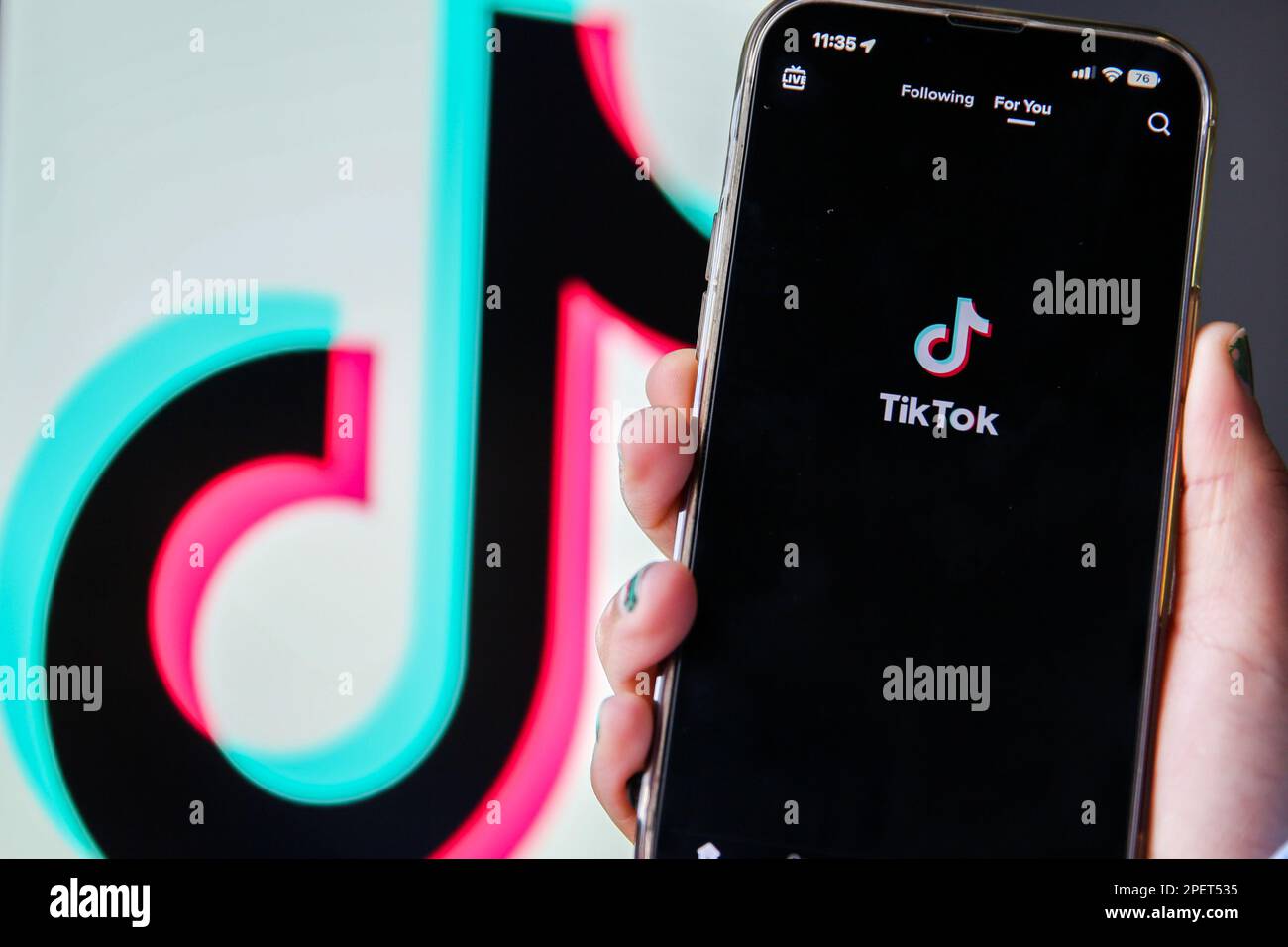 Tiktok verbieten -Fotos und -Bildmaterial in hoher Auflösung – Alamy