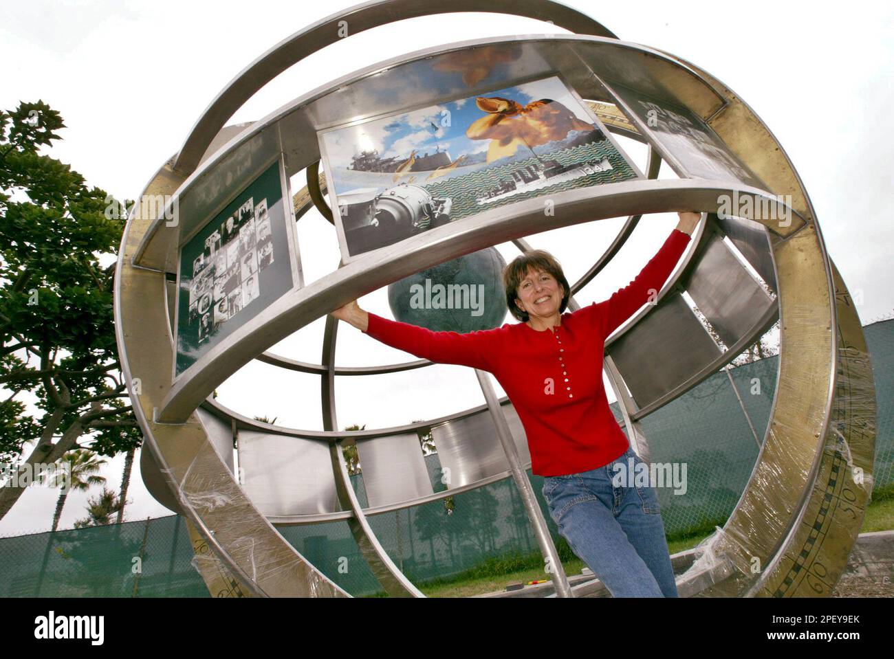 Artist Terry Braunstein poses Tuesday, May 25, 2004, in Long Beach ...