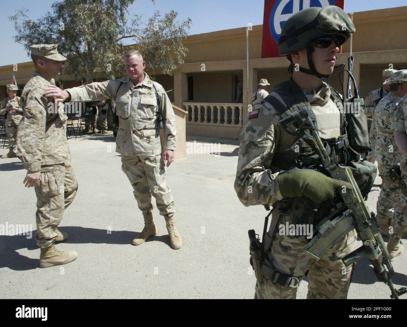 Outgoing Commanding General of the 82nd Airborne Division Maj. Gen ...