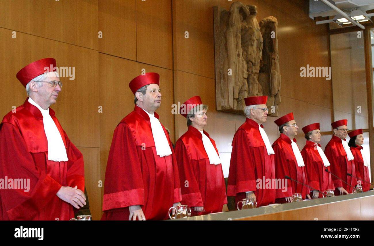 Die Richter des 1. Senats , Brun-Otto Bryde, Udo Steiner, Evelyn Haas ...