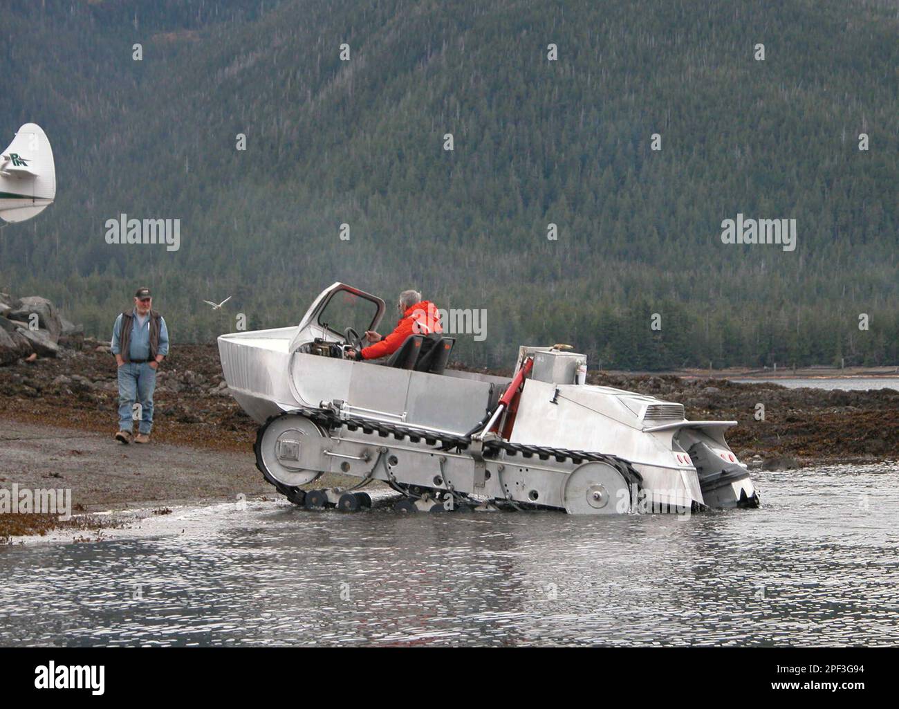Ketchikan, Alaska inventor Stan Hewitt drives his 17-foot, home ...