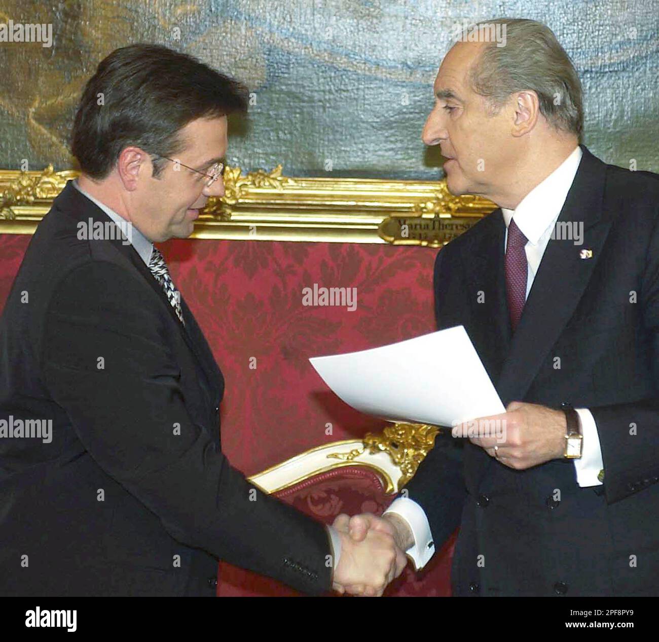 Bundespraesident Thomas Klestil gelobt am Freitag, 28. Feb. 2003 in der Praesidentschaftskanzlei ...