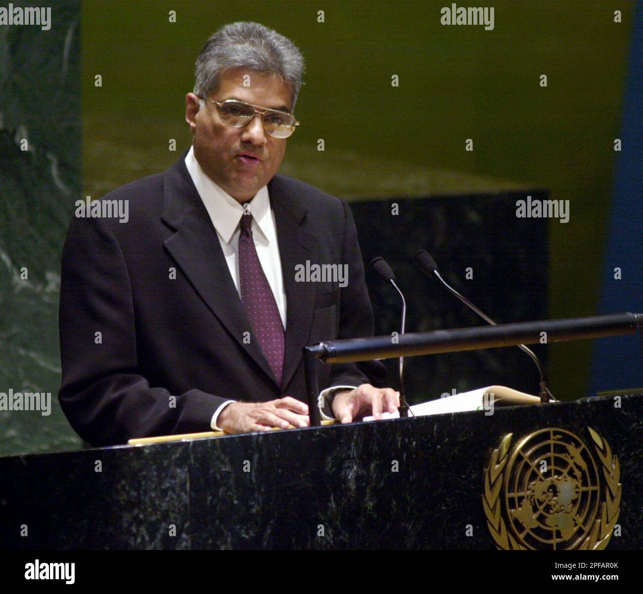 Sri Lanka's Prime Minister Ranil Wickremesinghe addresses the U.N ...