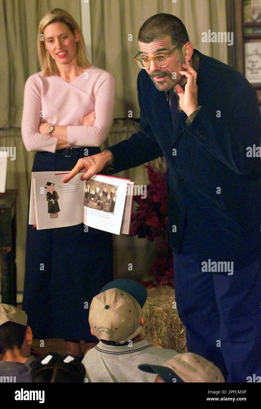 Playwright and author David Mamet reads his new book, "Henrietta ...