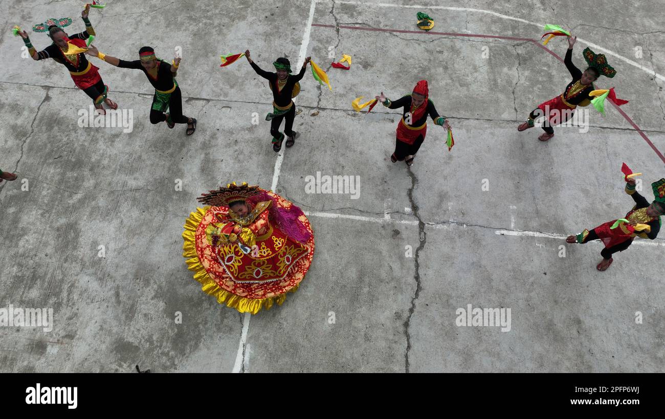 Dumingag, Philippinen. 18. März 2023. Die Bewohner von Dumingag ...